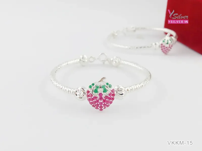 Vòng tay bạc trẻ em - Strawberry